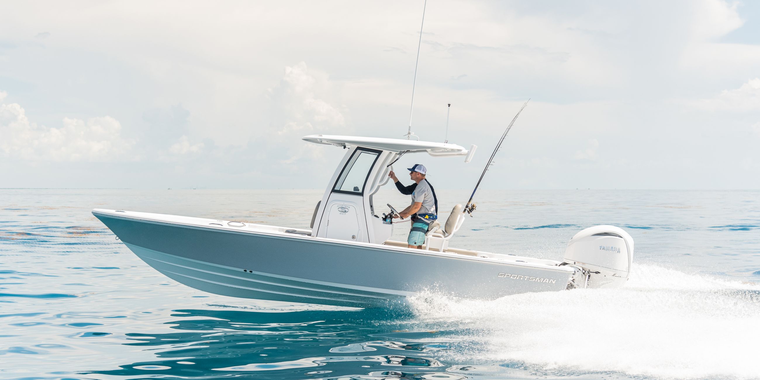 Family-Friendly Offshore Center Consoles & Bay Boats from 20' to 35 ...