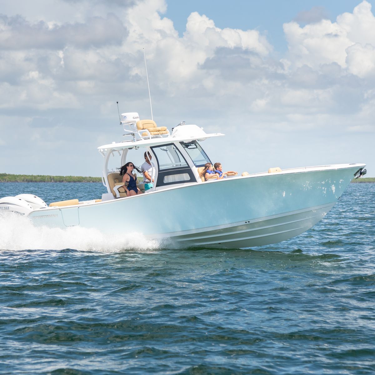 Open 322 Center Console · Standards | Sportsman Boats