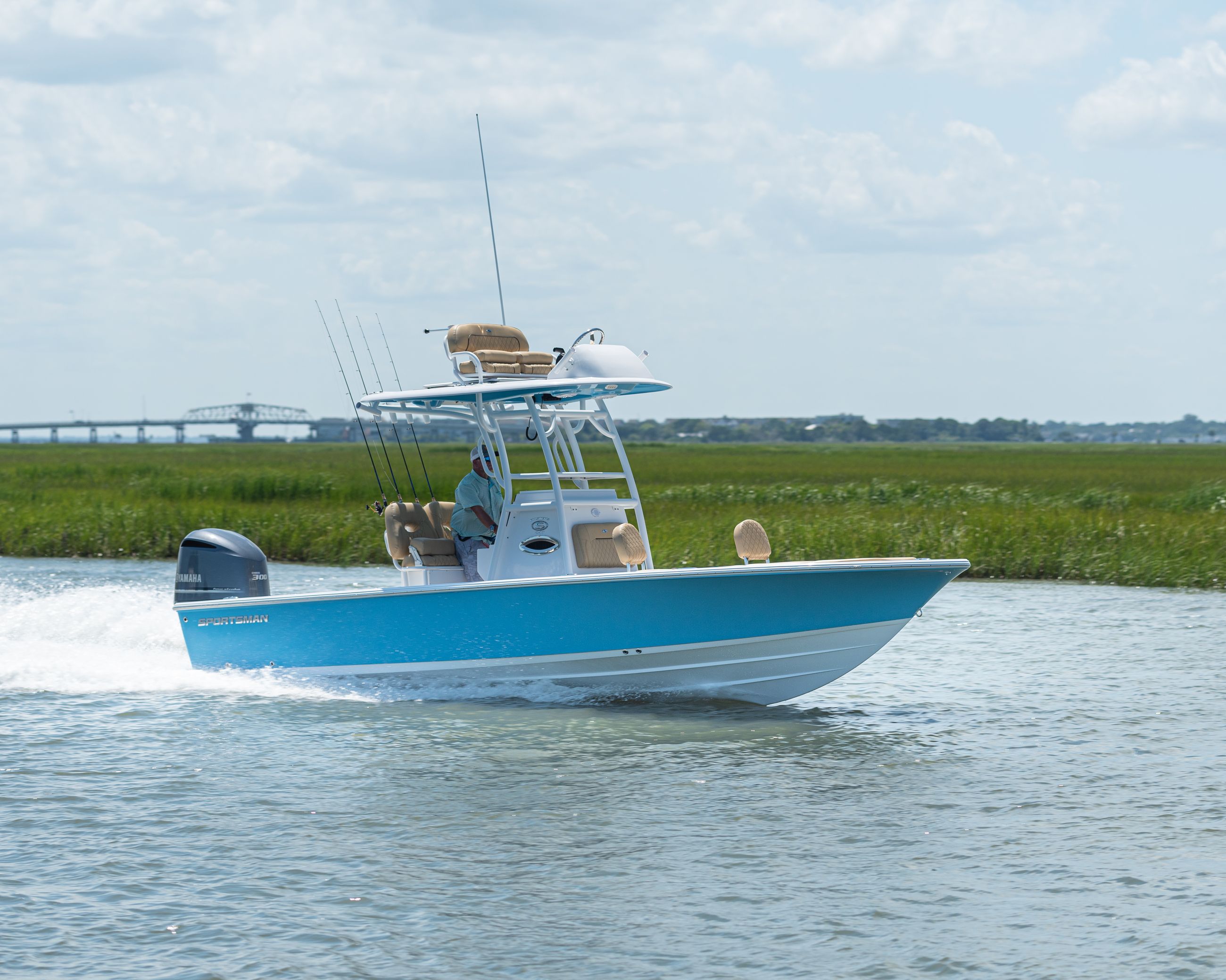 Masters 247 Bay Boat · Features | Sportsman Boats