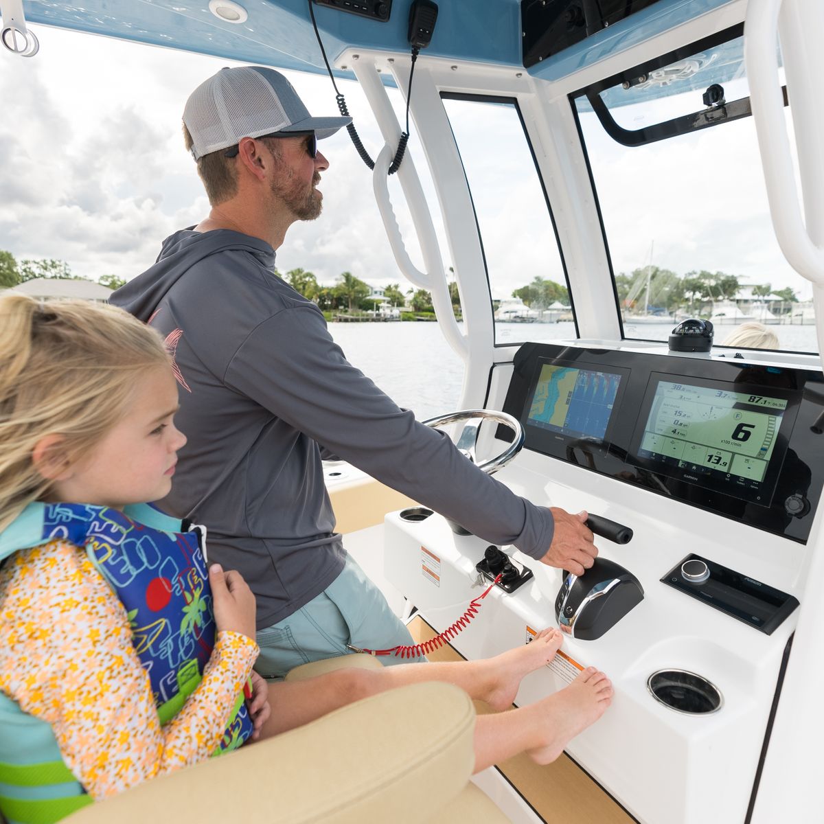 Garmin - Marine Chartplotters, VHF Radios, Transducers & Radars ...