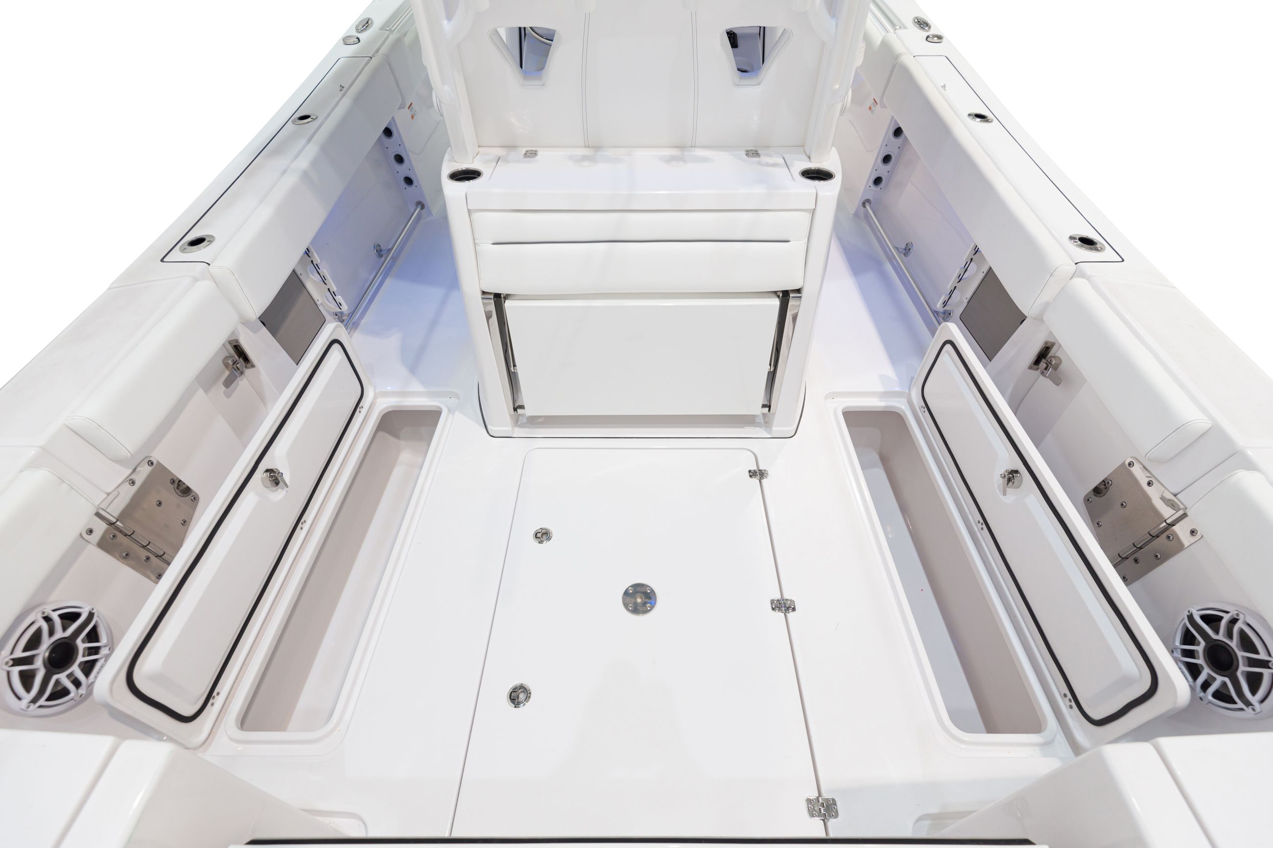 Open 322 Center Console · Features | Sportsman Boats