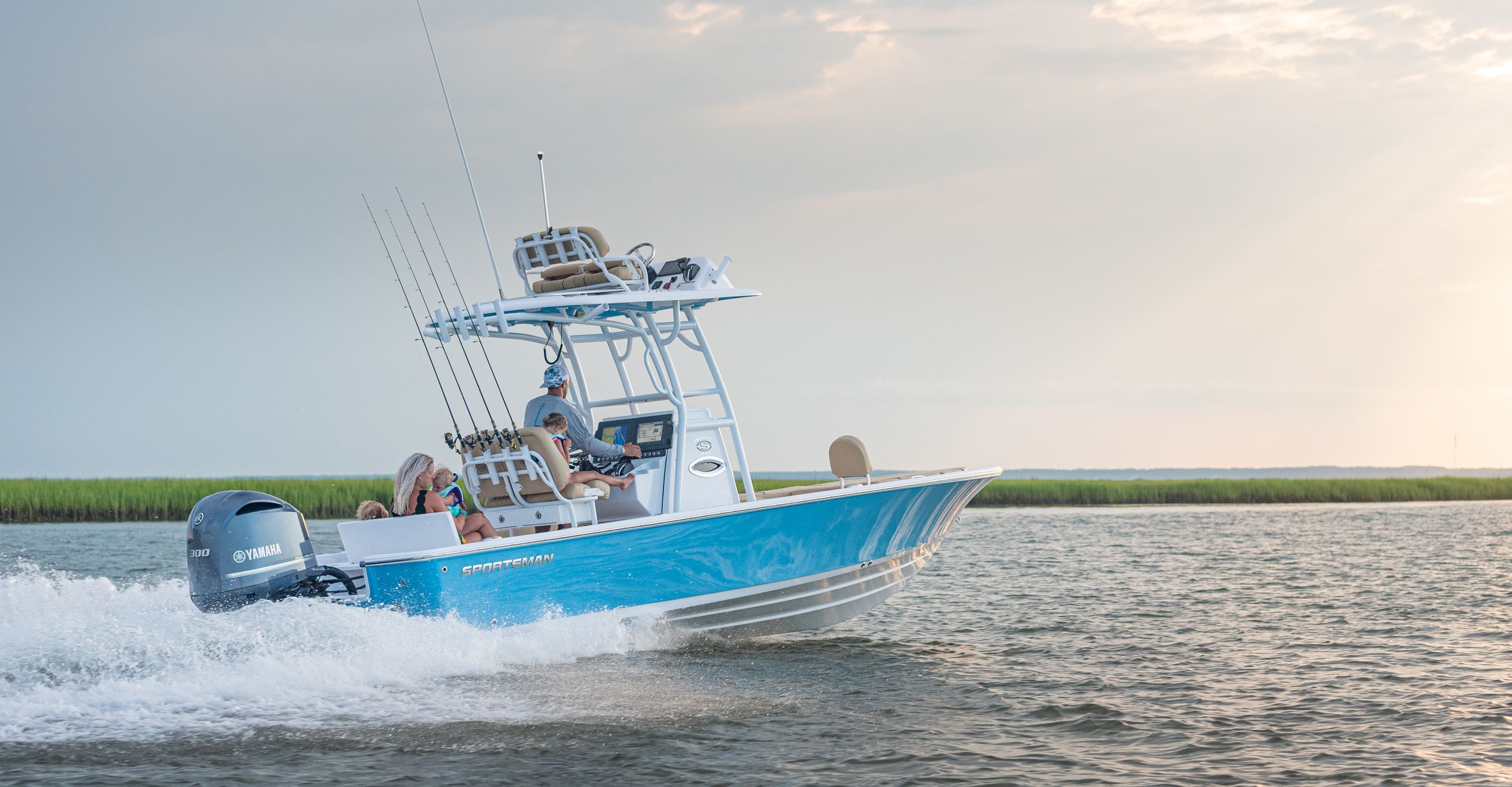 Masters 247 Bay Boat · Features | Sportsman Boats