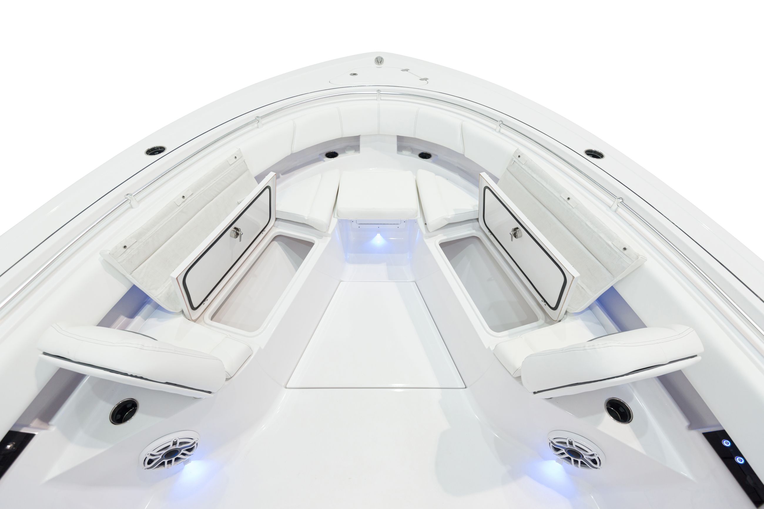 Open 322 Center Console · Features | Sportsman Boats